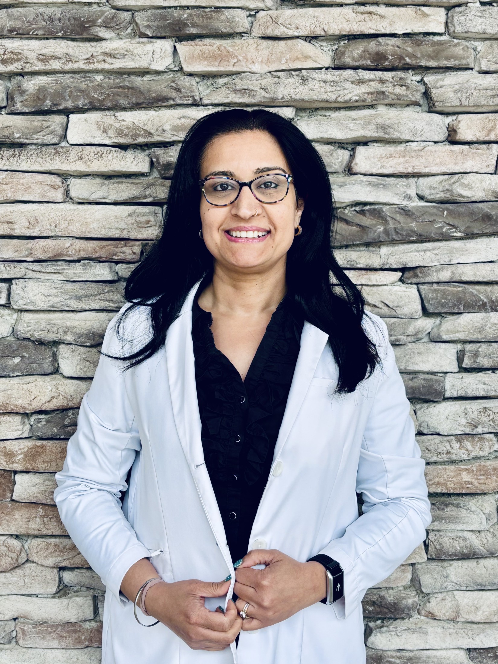 Dr. Muneet K Nanda | Experienced Dentist in WEST HARTFORD CT